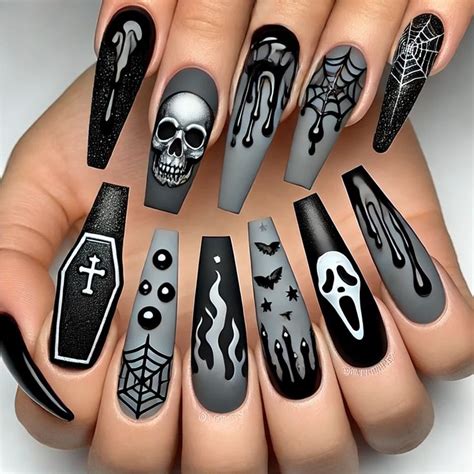 Horror Nail Design For Halloween Halloween Nail Design Manicure