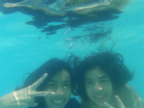 Taylor Swift Underwater