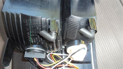 Замена левойзадней светодиодной фары — Chevrolet Trailblazer 2g 2 8 л 2014 года другое