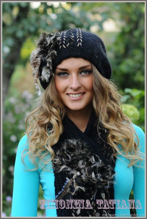 Авторский комплект шапка шарф купить или заказать в интернет магазине на Ярмарке Мастеров