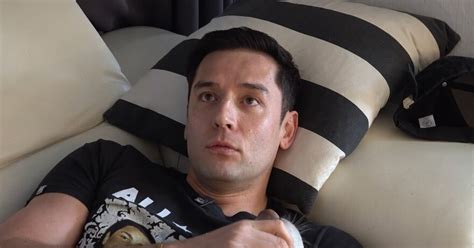 줄리엔 강 11년 전 흑역사 소환에 당황 만취해 속옷 바람으로 편의점 청소”