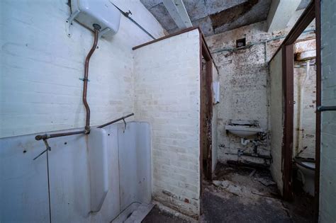 Building Hidden In Plain Sight Has Abandoned Secret World Within