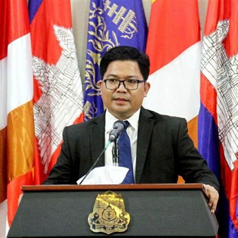 ក្រុមការងារជំនាញកំពុងធ្វើការយ៉ាងសកម្មដើម្បីដោះស្រាយអាគារចំនួនជាង១០០០ដែលជាប់គាំងនៅខេត្តព្រះសីហនុ