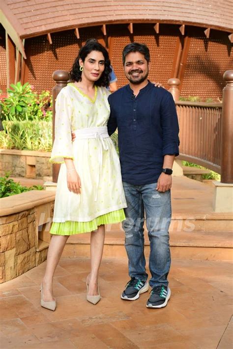 Avinash Arun Geetika Vidya Ohlyan Snapped Promoting School Of Lies At Jw Marriott In Juhu Photo