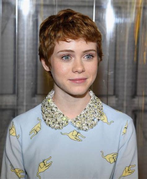Pin By Luis Meza Obrien On Sophia Lillis Short Hair Styles Short