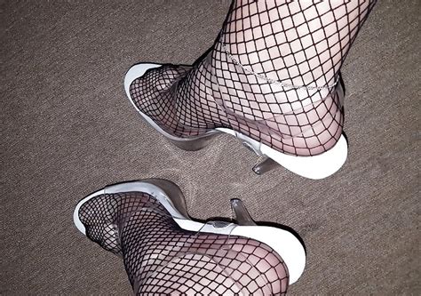 Sexy Heels Fishnet Anklets Feet 13 Pics Xhamster