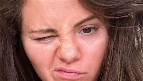 Selena Gomez S Posts Radiant Makeup Free Selfies Inspiring Fans