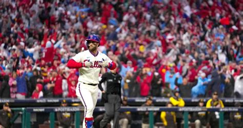Phillies Receive Nlcs Rings During Pregame Ceremony Allsides