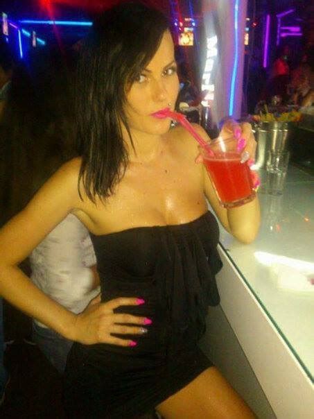 Busty Braless Club Slut Pic