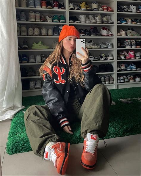 Need Them🦞 In 2024 Sneaker Outfits Women Dunks Outfit Orange Shoes