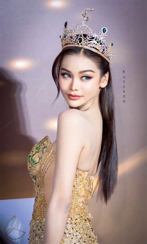 Too Lucky I Found A Huge Mussel In The Stream With Beautiful Pearls