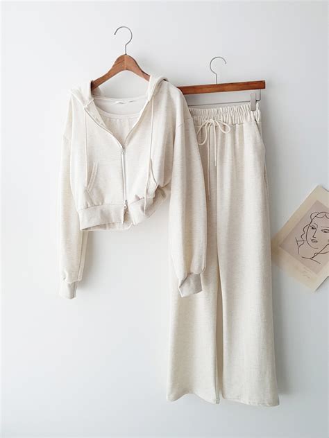 리케마켓 세트가격 3피스set 미니 나시탑크롭 후드 집업 티셔츠일자바지 밴딩팬츠 트레이닝복 데일리 추리닝 세트