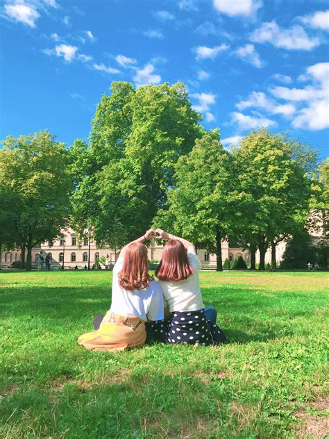 Pin by Calema on 사람 Couple photos Scenes Photo