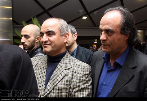 ایرنا نشست فیلم جامه دران و افتتاح نمایشگاه پوسترهای ابراهیم حقیقی