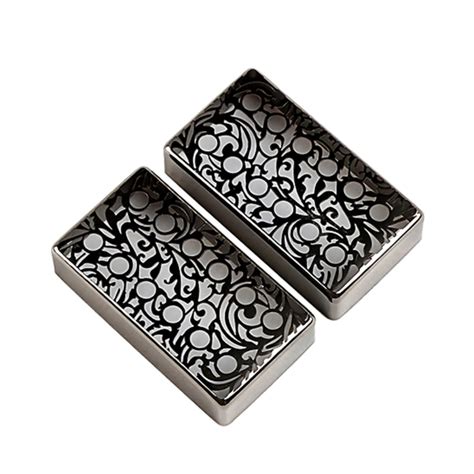 2 Pcs 기타 픽업 커버 새겨진 꽃 금속 픽업 커버 금속 금속 험버커 커버 일렉트릭 기타 액세서리 핸드폰닷컴