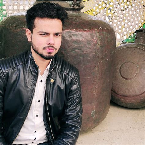 About Mohammad Jeeshan Medium