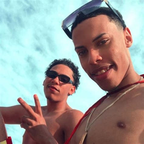 Stream Olha A Novinha Sentando No Pau Vs Eu Sou Sem Sentimento Prod Dj Magr O Fxp By Dj