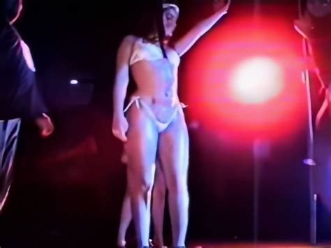 Licenciada Tetarelli En Discotheque