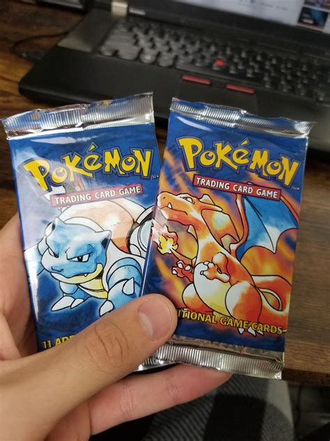 Identifying Shadowless And Unlimited Base Set Boxes And Packs Articles