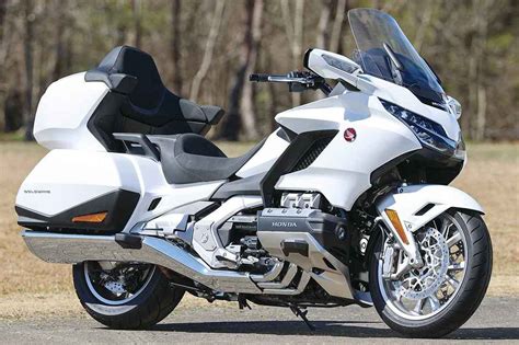 751cc以上の大型バイク人気ランキングtop10｜読者が選んだ2022年のベストモデル【japan Bike Of The Year