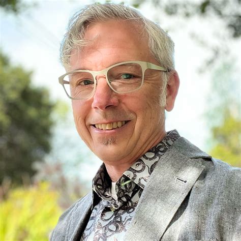 Team 1 — Square Peg Design