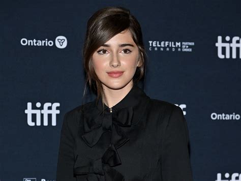 13 Fabulous Dark Haired Actresses Under 20 2024 List Hairdo Hairstyle