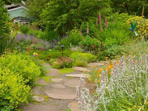 Garden Pathways Tips And Ideas For Function And Beauty Garden Design