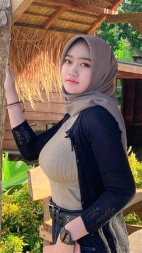 Pin oleh anatasyaa salim di cantik bgttt | Wanita, Betina, Wajah gadis