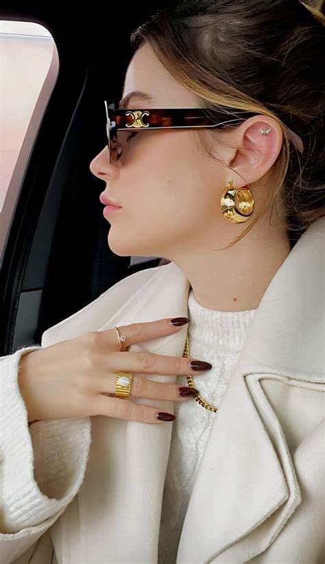 Heba Adel Moda Pozları Stil Kıyafetler Güçlü Kadın