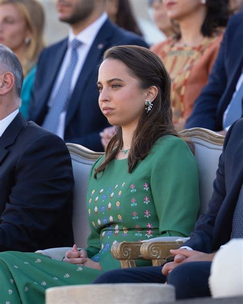 إطلالات سيدات العائلة الملكية في يوبيل الملك عبدالله الثاني مجلة هي