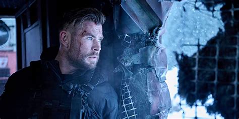 Breaking Chris Hemsworth Drops Mind Blowing Bombshell On Extraction