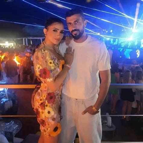 Funny Memes محمد سامي ده اقسم بالله هيجيب شللل لكل مخرجيىن مصر 😂😂😂😂 كل سنه يعمل مسلسل يكون رقم