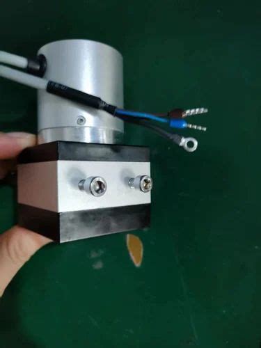 Temposonic 1100 Mm Linear Potentiometer Sensor 10 To 24 Vdc At ₹ 8500