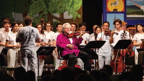 Violinist Itzhak Perlman Champions Accessibility For People With