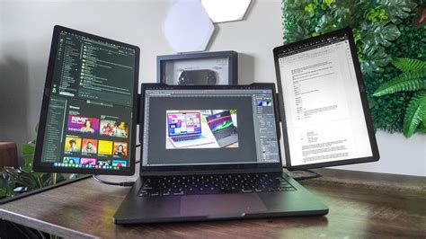 This Tri Screen Portable Monitor Setup Has Revolutionized My