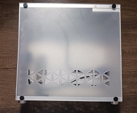 Mate Q1 Probably The Smallest Matx Case I Found So Far R Sffpc