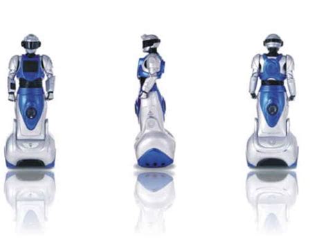 Hire Roving Robots Entertainmentaltus