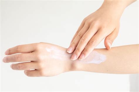 「扁平苔癬（かゆみを伴う発疹）」は”がん化する可能性”がある？再発率も医師が解説！ ライブドアニュース