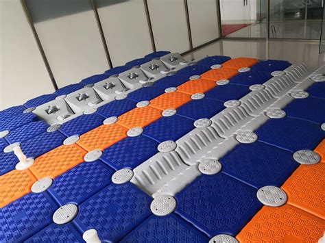 Modular HDPE Floating Dock For Different Boats Jet Ski And HDPE Modular Cube