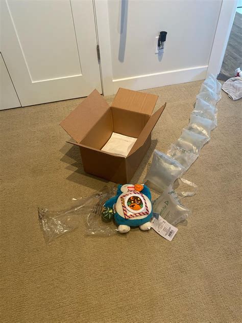 ordered with code for special delivery charizard and it wasn t in the