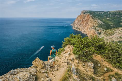 바실리 해변과 가까운 발라클라바 산 해안선의 아름다운 전망 흑해 크림 가파른에 대한 스톡 사진 및 기타 이미지 가파른