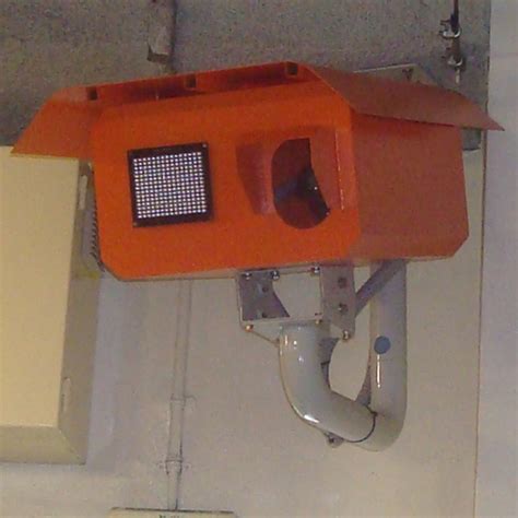 천정형 차량번호인식기차번인식기주차관제시스템 위너기술 인력 및 차량통제시스템 소프트웨어 개발 산업용품 안전용품 생활용품기전자 시스템 개발 공급