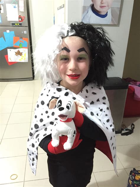 Cruella Deville School Mum