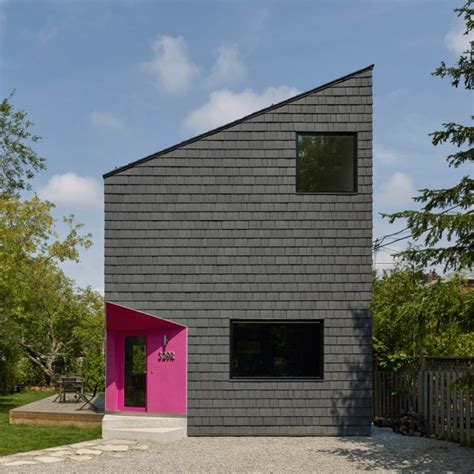 Semi Semi By Comn Architects Comprises Two Matching Homes In Toronto