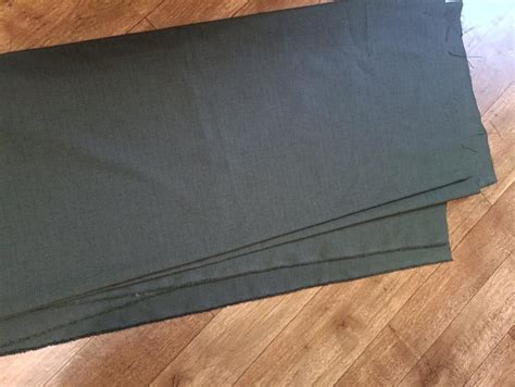 Відріз костюмної тканини — ціна 200 грн у каталозі Тканини Купити товари для спорту за доступною