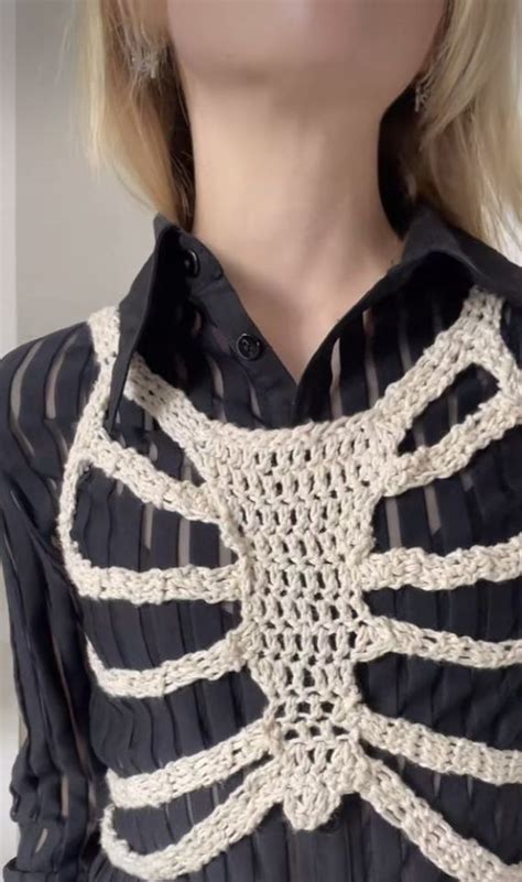 платье в готическом стиле на выпускной | Moda riciclata, Vestiti fai da ...