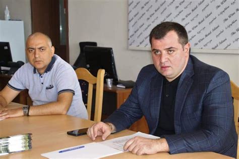 კახეთის სახელმწიფო რწმუნებული გიორგი ალადაშვილი თელავში რთველის შტაბში სამუშაო პროცესს გაეცნო Bpn