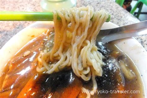 Tainan Swamp Eel Yi Noodles At A Jiang Eel Noodles 阿江炒鱔魚 Ryokos