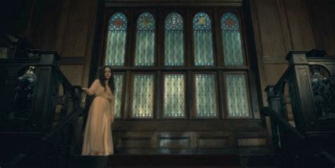 The Manor From The Haunting Of Hill House On Netflix House On A