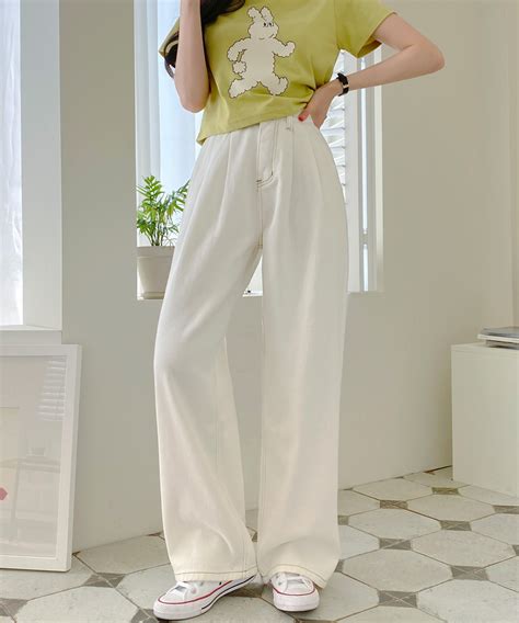 잇진 Made화이트진 밀키 롱기장 핀턱 와이드 코튼 팬츠